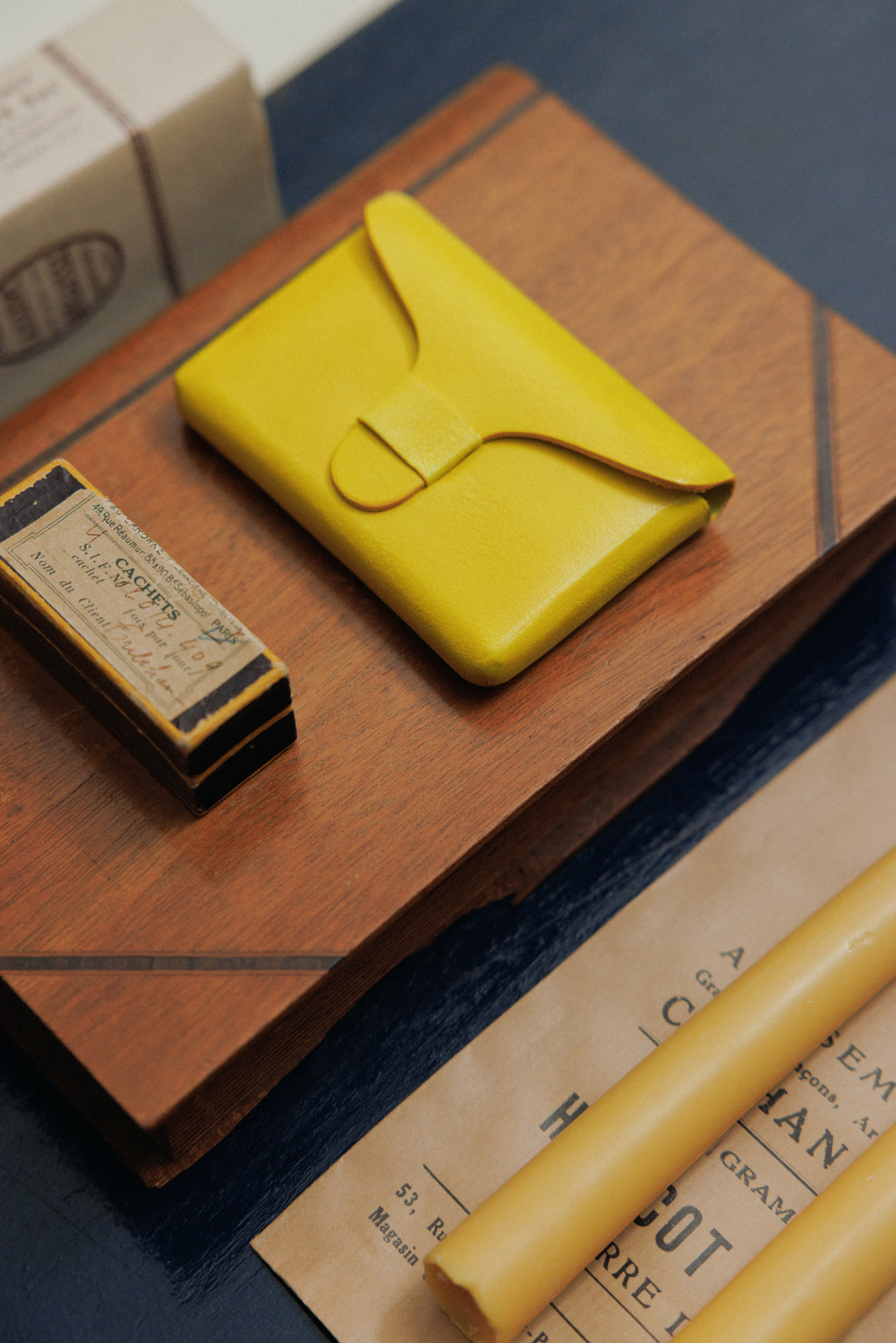 PORTE CARTES FLORENCE YELLOW – TOUT Y EST JP